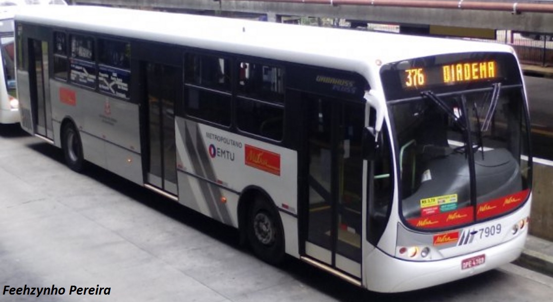 Linha para o Brooklin tem mudança de plataforma no Terminal Diadema