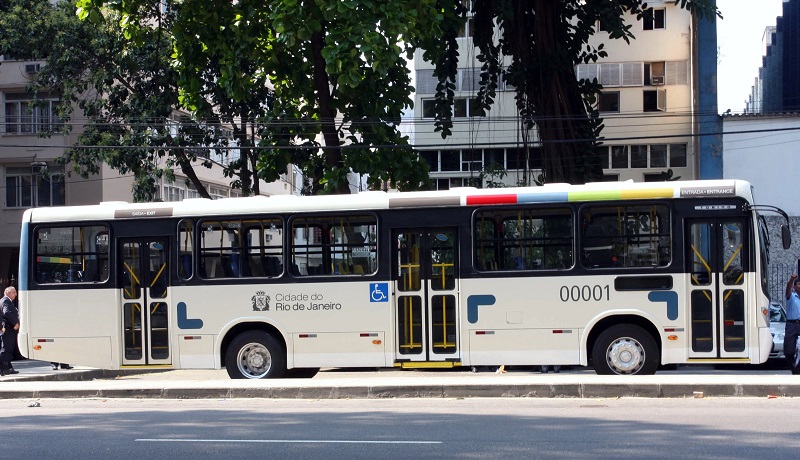 Seis linhas de ônibus voltam a circular no Rio de Janeiro a partir de ...