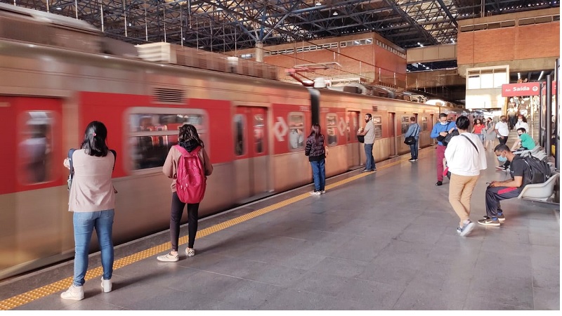 Linha 8-Diamante funciona com velocidade reduzida nesta terça (19 ...