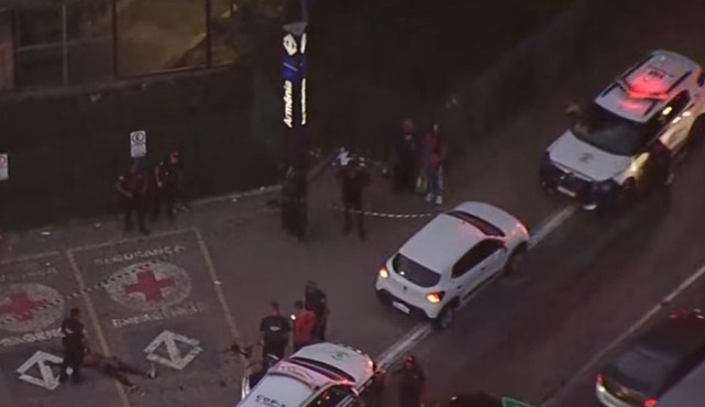 bdab1be4-612f-4aab-90b7-ee08d0879ae3-1